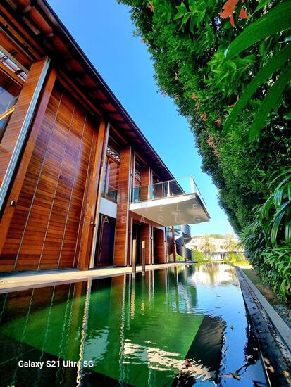 Tropical Style Waterfront Bungalow Bungalow House For Sale at S ...