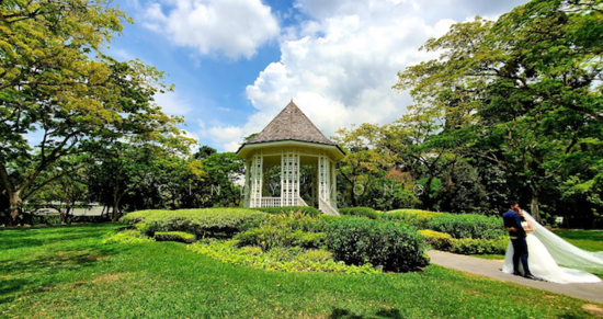 Walk to Botanical Garden, Cluny/ Gallop Area Good Class Bungalow For ...