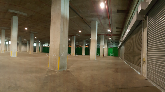 Rare Ground Floor 9m High Ceiling Dedicated Loading Bay Warehouse in ...