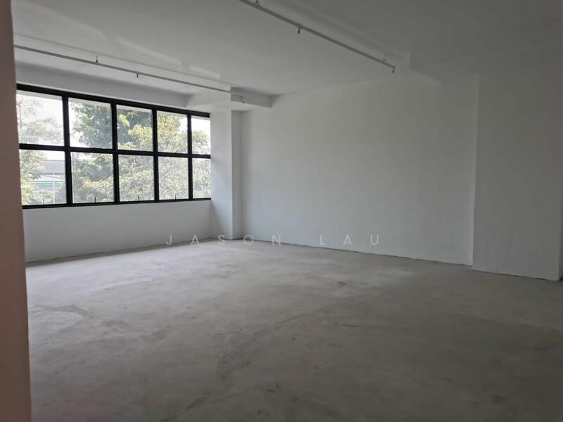 Tradehub 21, 18 Boon Lay Way, 2,110 sqft, Light Industrial (B1) For ...