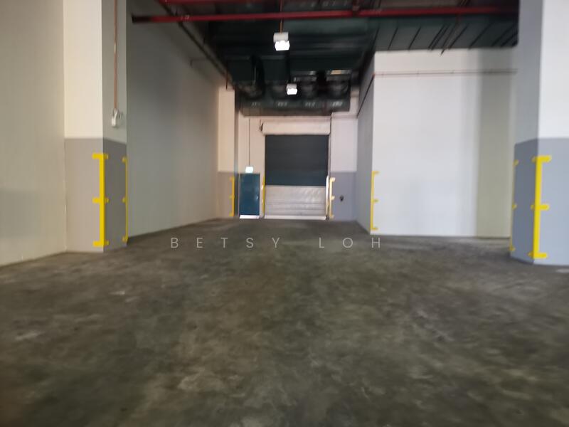 Many Loading Bays, Ceiling Height 6m, Floor Loading 20KN/m2, West Coast ...