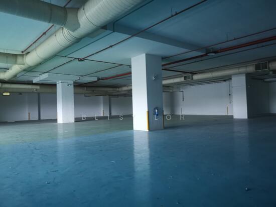 Aircon Storage, Loading Bays, Pandan Crescent, 10400 sqft, Warehouse ...