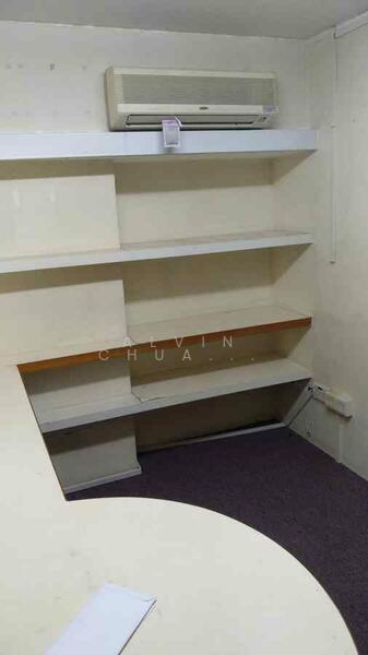 Heng Loong Building, 61 Bukit Batok Crescent, 100 sqft, Light ...