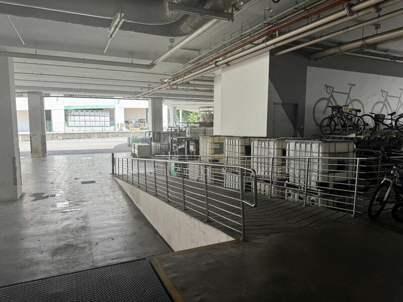 Column free / 5m high non Jtc manufacturing / production / assembly ...