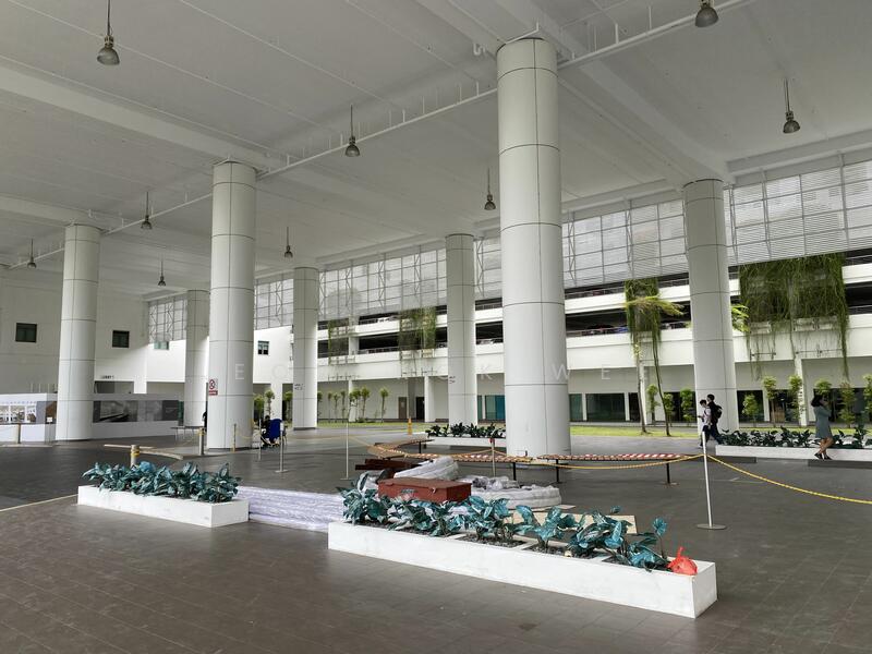 Column free / 5m high non Jtc manufacturing / production / assembly ...