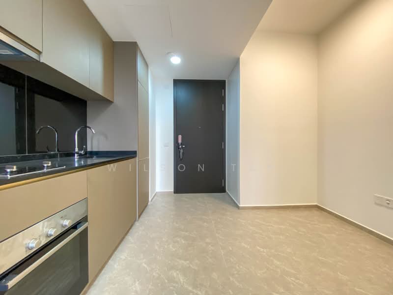 Park Colonial, 2 Woodleigh Lane, 1 Bedroom, 506 sqft, Condominium For ...