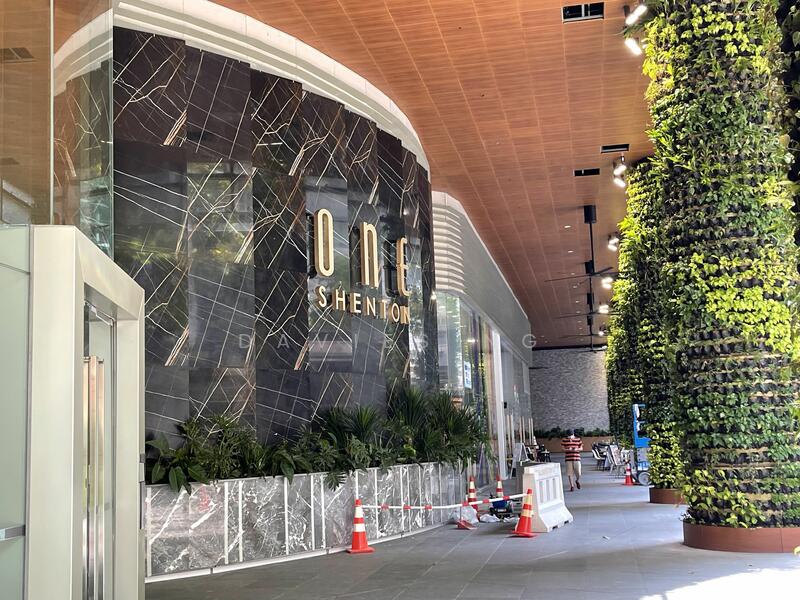 One Shenton, 1 Shenton Way, 301 sqft, Food & Beverage For Rent, by ...