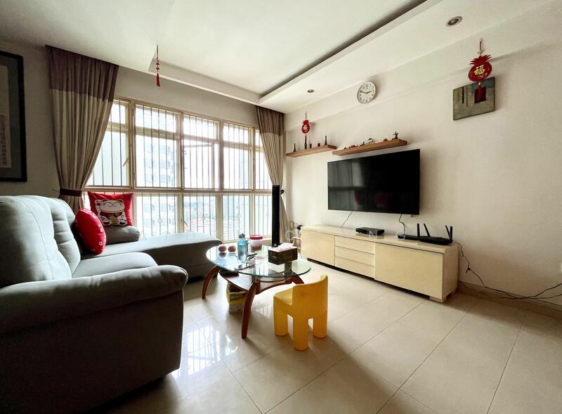 HDB 4 Room Flat For Sale, in Bukit Batok | PropertyGuru Singapore