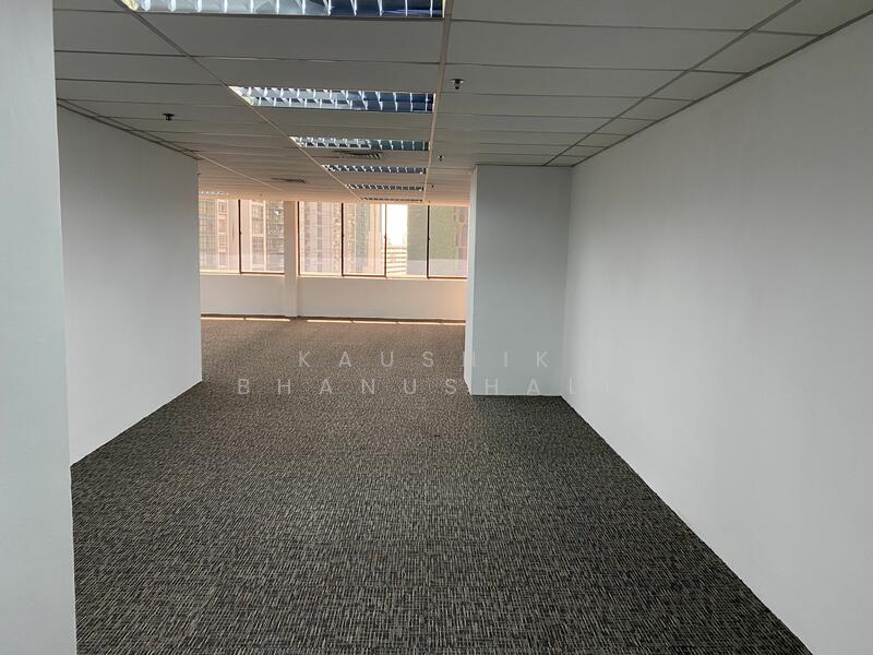 42 Commercial Property For Rent, in International Plaza ...