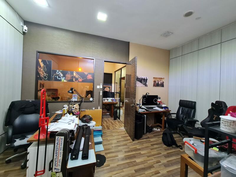 10 Commercial Properties for Sale at Midview Building | CommercialGuru ...