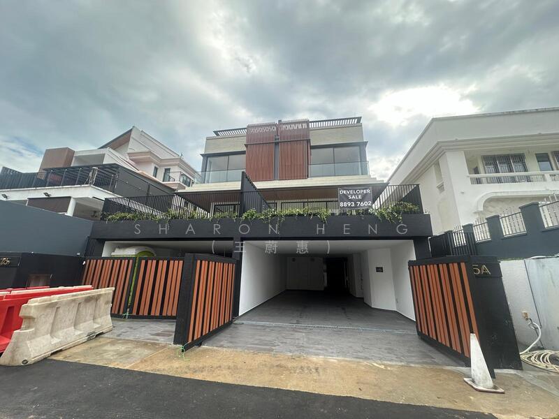 One Sold! Don't Miss it! Jalan Selanting!! Brand New 4 Levels Semi-D ...