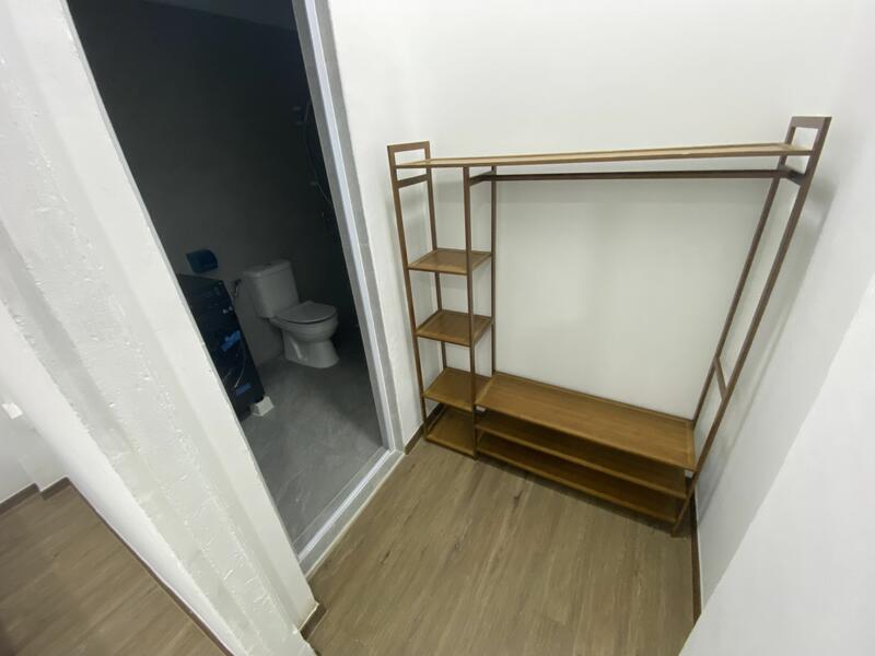 Pasir Panjang Road, Pasir Panjang Road, 1 Bedroom, 250 sqft, Corner ...