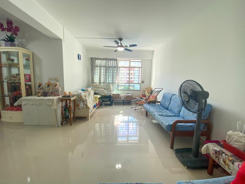 HDB 4 Room Flat For Sale, in Yishun | PropertyGuru Singapore