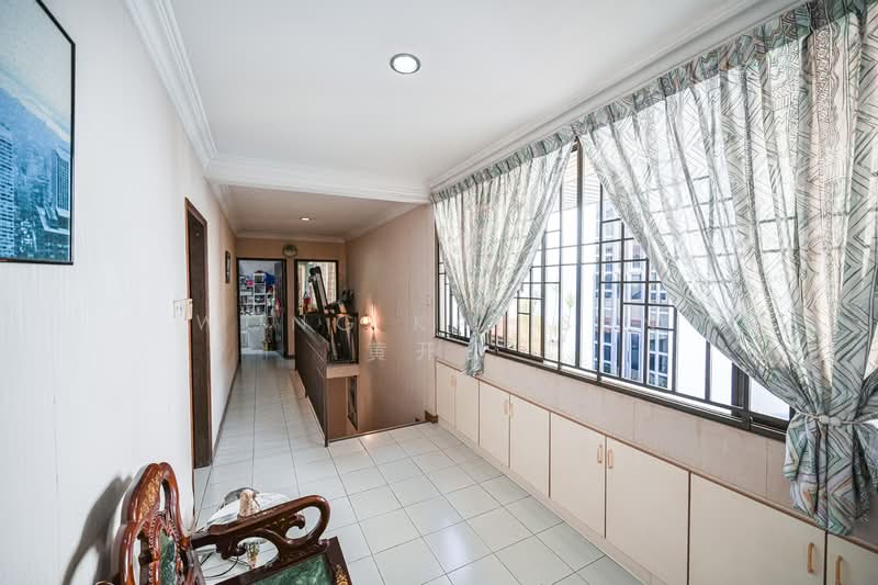 Kembangan Estate Bungalow Freehold Mins To MRT! Detached House For Sale ...