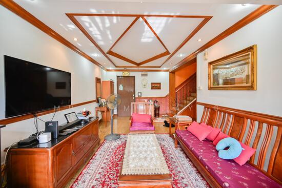 350 Choa Chu Kang Central HDB Flat For Sale at S$ 900,000 | PropertyGuru Singapore