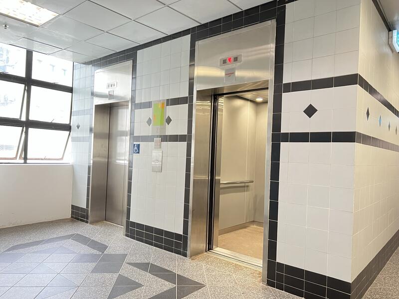 7/storey B1 near Tai Seng MRT with basement parking, Tai Seng Ind ...