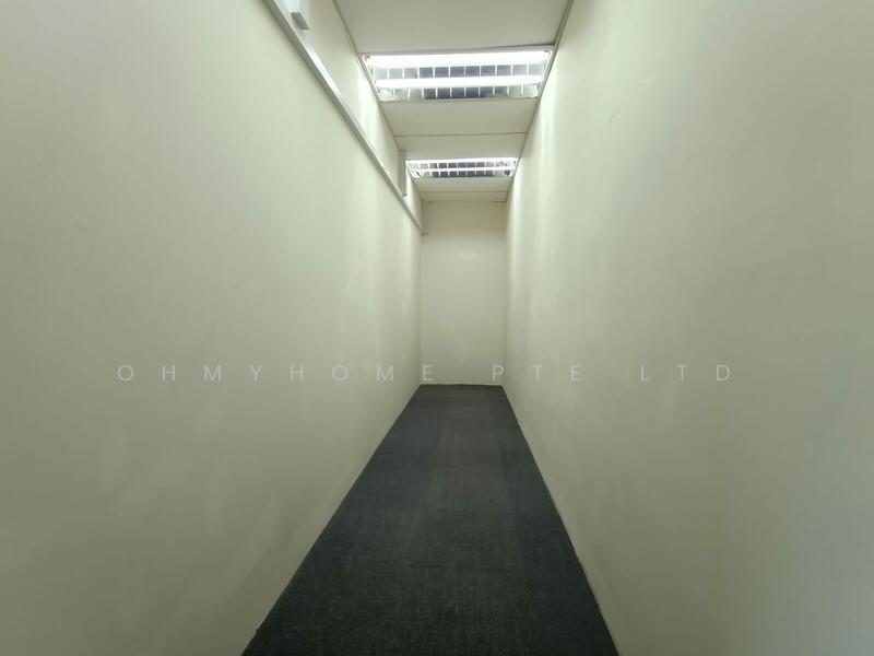 Tradehub 21, 18 Boon Lay Way, 1977 sqft, Light Industrial (B1) For Rent ...