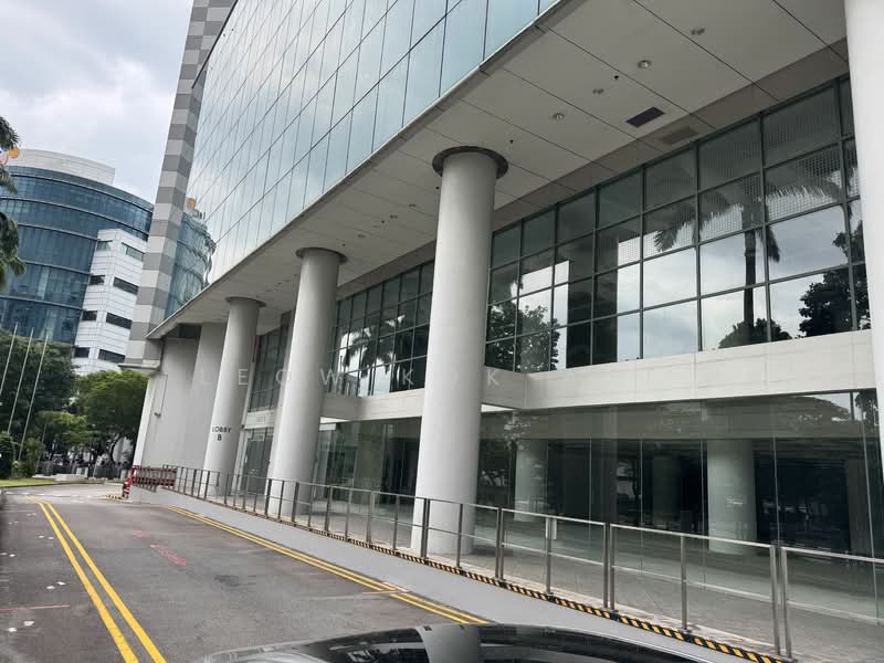 6m fitted office / showroom space with 8 meeting rooms / pantry ...