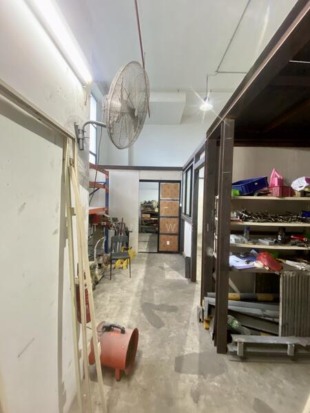 5 Commercial Properties for Rent at Woodlands Industrial Xchange ...