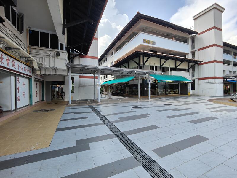 740 Bedok Reservoir Road, 740 Bedok Reservoir Road, 775 sqft, Shop ...
