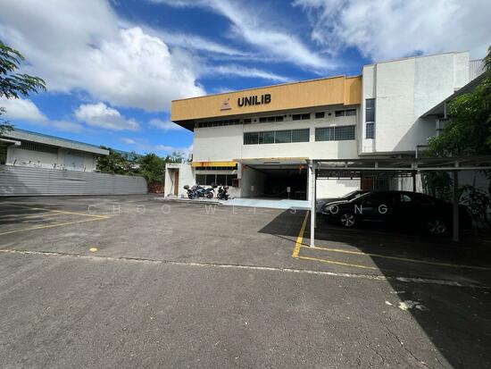 B2 Corner-terrace Factory along Gul Drive Factory / Workshop (B2) For ...