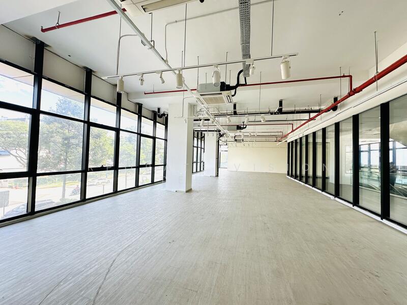 HIGH CEILING BUSINESS SPACE with Glass facade and lift lobby frontage ...