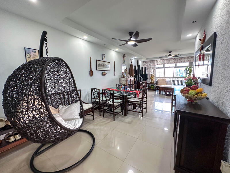 48 Strathmore Avenue for Sale in Singapore