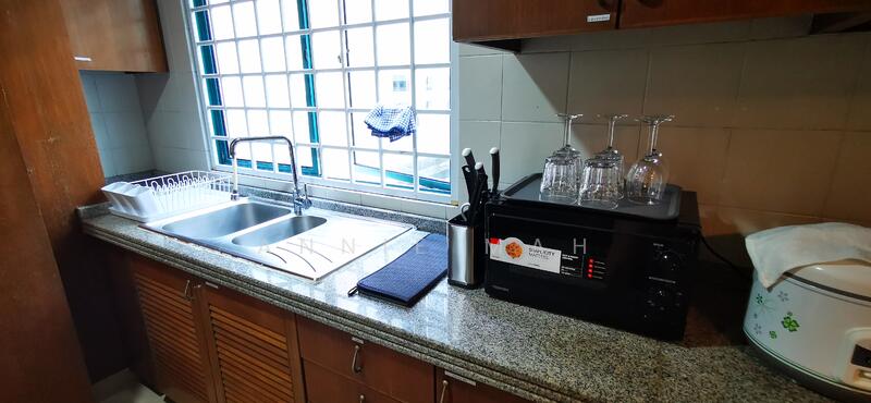 Common rooms @ Orchard MRT (JC Draycott) Mt E hospital, Newton, Novena ...