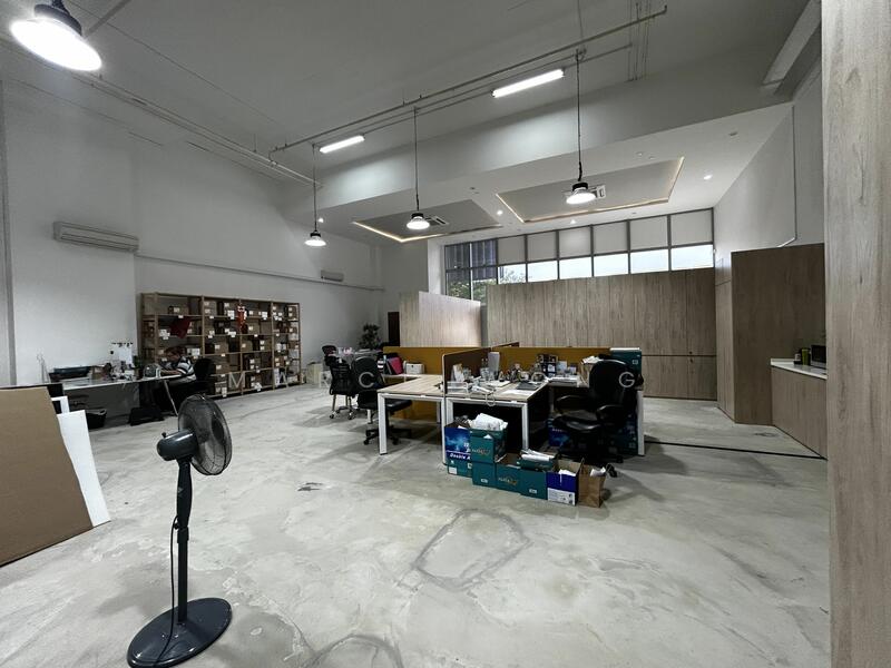 3 Commercial Properties for Rent in Mapex | CommercialGuru Singapore