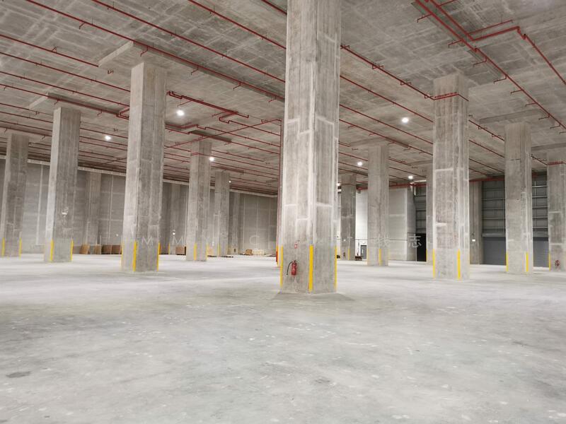 12m High Ground | 12 Dedicated Bays | 40KN/m2, Benoi Sector Pioneer ...