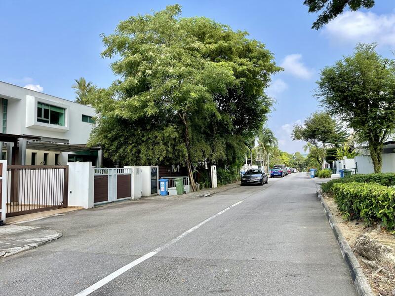 Watten Estate Exclusive Home, Semi-Detached, Freehold, Accessibility ...