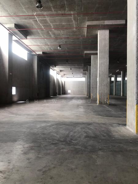 Ramp up Direct Loading Warehouse at West Location!, Gul Way, 37423 sqft ...