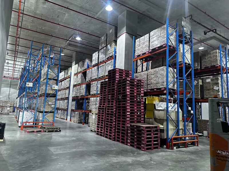 Gul or Pandan | Dedicated Loading Bays | 12m Ceiling Height, , 40,000 ...