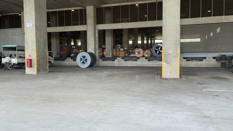 14 Dedicated Bays | 12m High Ramp Up, Benoi Crescent, Pioneer Road, Gul ...