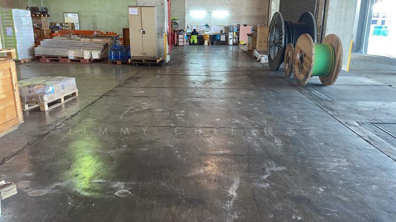 14 Dedicated Bays | 12m High Ramp Up, Benoi Crescent, Pioneer Road, Gul ...