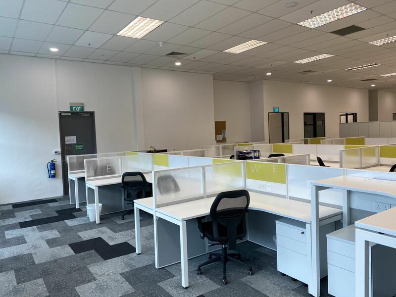 Logistic/ church media office with fitted / bare condition units ...