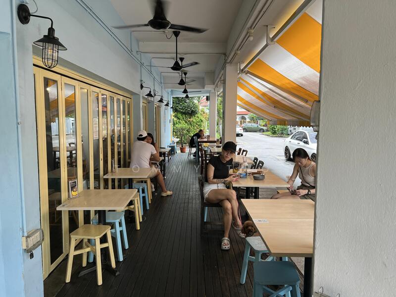 Rarely Available High Rental Yield First storey F&B Cafe with prominent ...