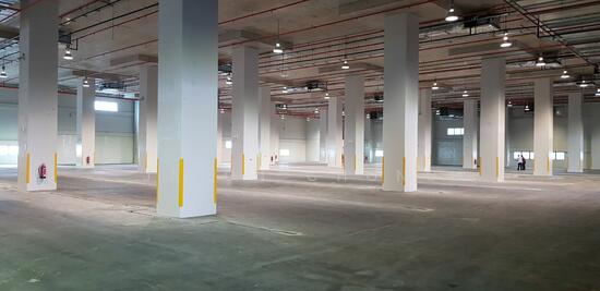 High Ceiling Dedicated Loading Bay Warehouse, , 45000 sqft, Warehouse ...