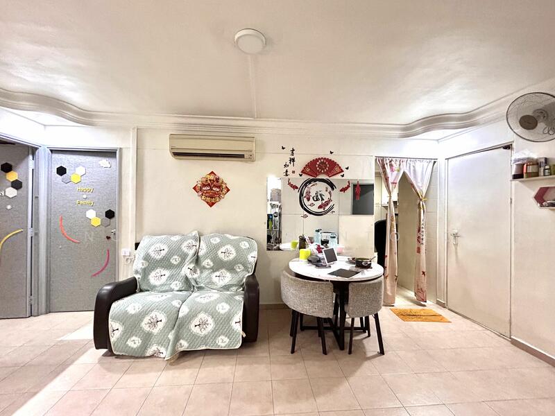 124 HDB 4 Room Flat For Sale, in Yishun | PropertyGuru Singapore