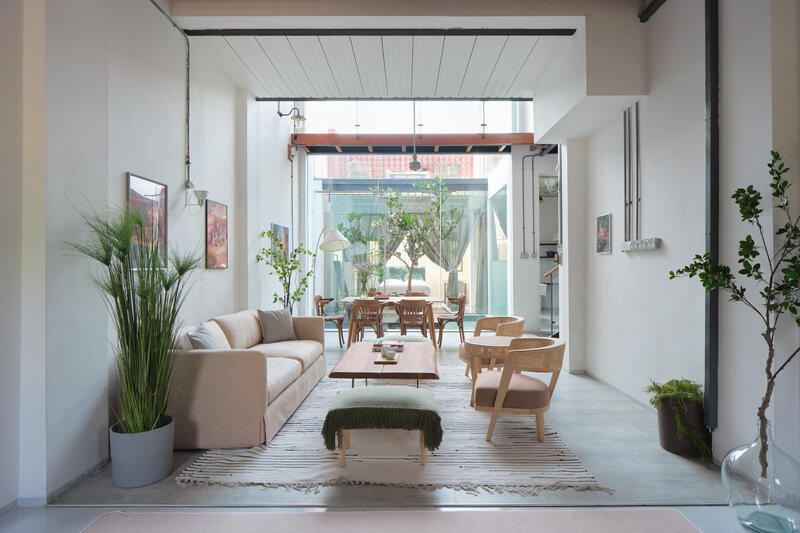 Studio & One-Bedroom Loft Walk-Up Apartment Shophouse Condo Flat Landed ...