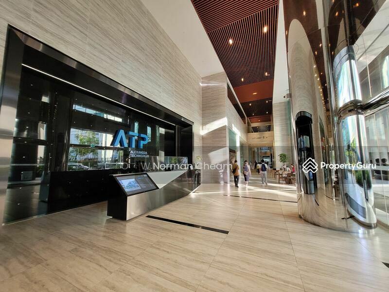 Former Google office with shuttle bus / gym / futsal / foodcourt ...