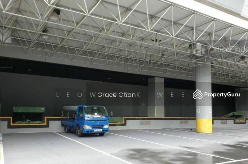 Former Google office with shuttle bus / gym / futsal / foodcourt ...