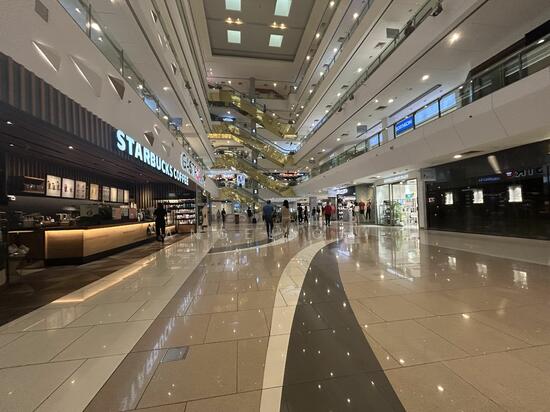 The Centrepoint, 176 Orchard Road, 732 sqft, Mall Shop For Rent, by ...