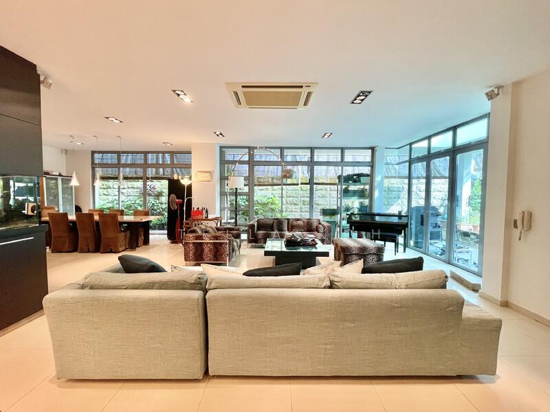 Jalan Jambu mawar Bukit Timah Binjai Park D21 Sian Tuan King Albert ...