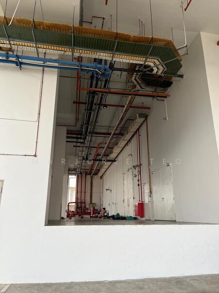500A 3ph B1 Hi-spec Factory 23400sf ceiling 6m Floor load 10kN ...