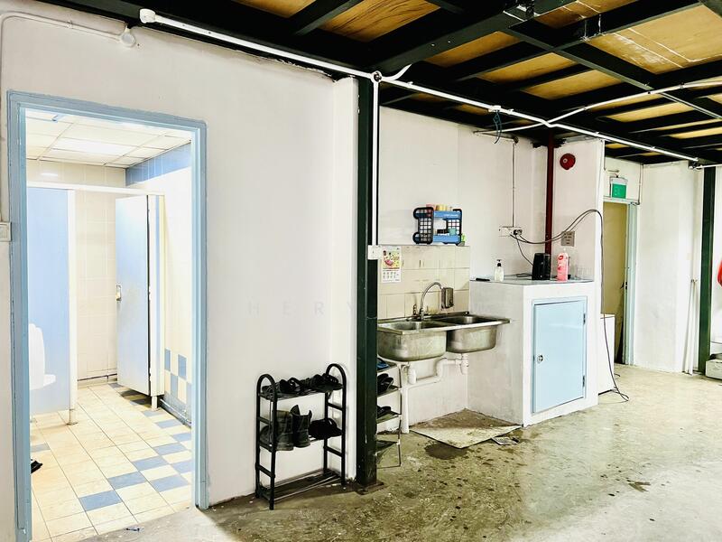 Ground | 6M High Ceiling | Production & Office | 40-Footer Accessible ...