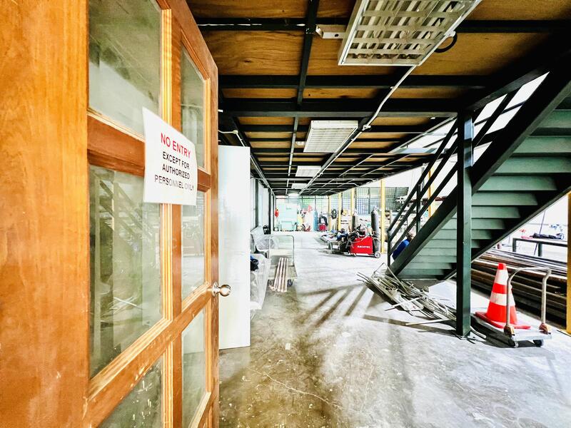 Ground | 6M High Ceiling | Production & Office | 40-Footer Accessible ...