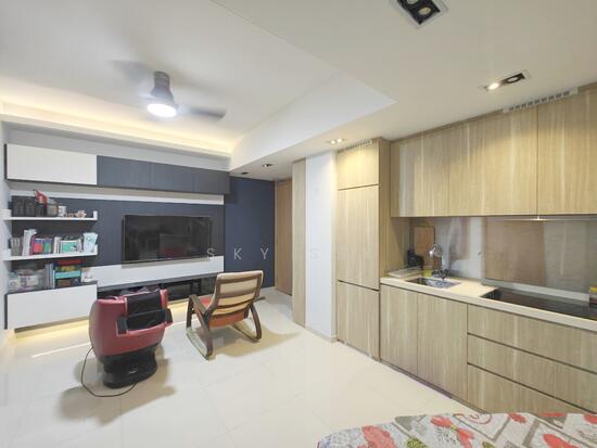 Flora View Apartment For Sale at S$ 1,240,000 | PropertyGuru Singapore