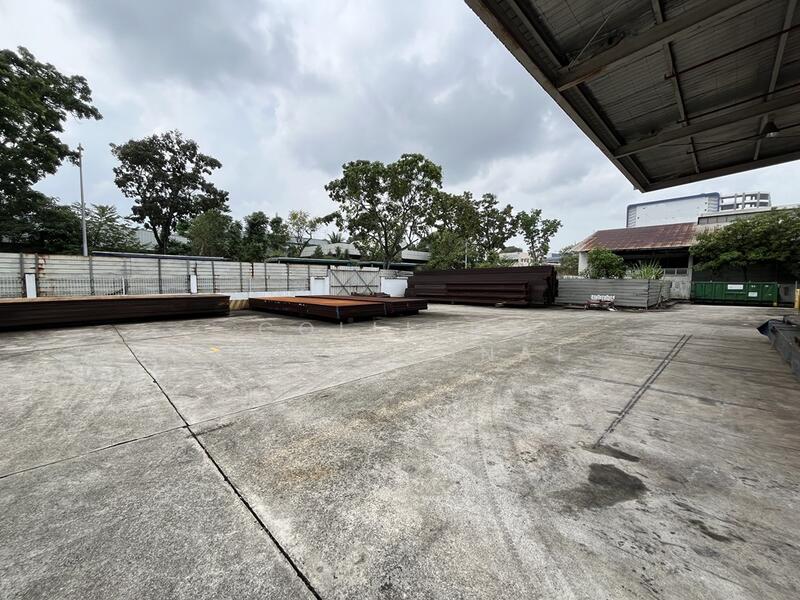 Warehouse & Open Yard at Pioneer with overhead cranes, , 30,000 sqft ...