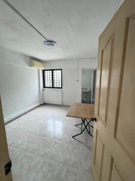 586 Cheng San Court, 586 Ang Mo Kio Avenue 3, 2 Bedrooms, 732 sqft, HDB ...